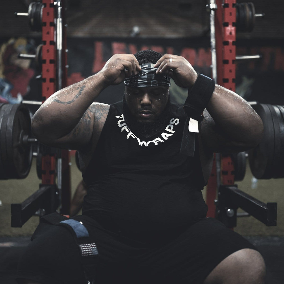 Julius Maddox Does The Impossible, 700 lb Bench Press for 3 Reps ...